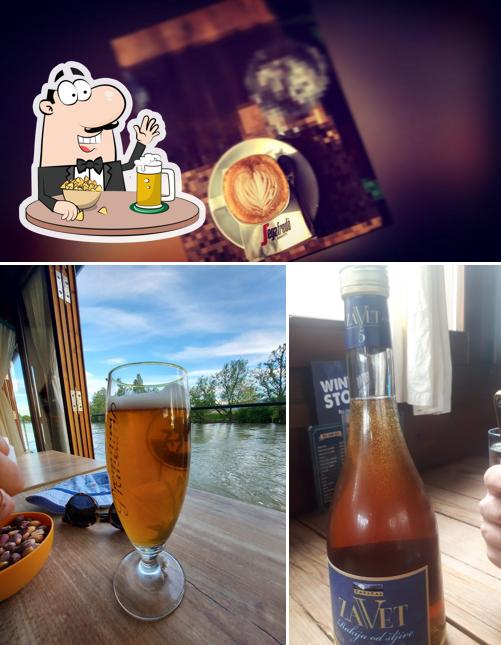 Splav Azimuth, Kraljevo - Restaurant menu, prices and reviews