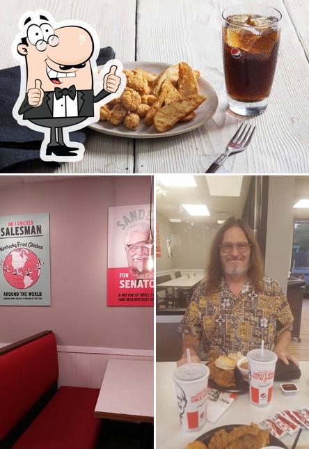 KFC, 2407 E Main St in Springfield - Restaurant menu and reviews