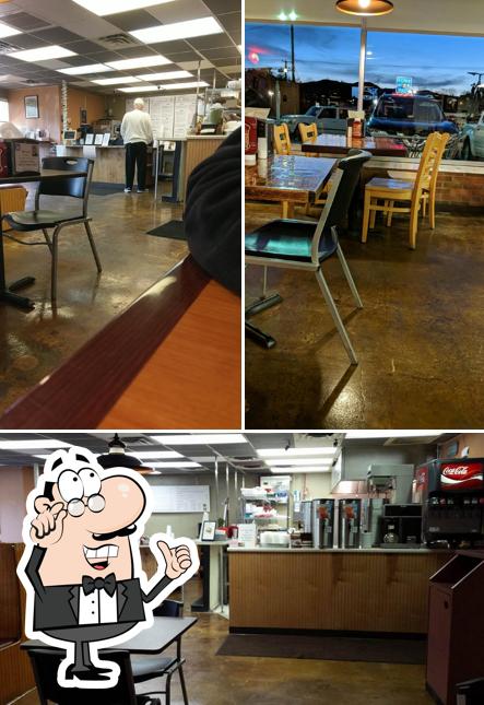 Burger In the Square, Roanoke - Restaurant menu, prices and reviews
