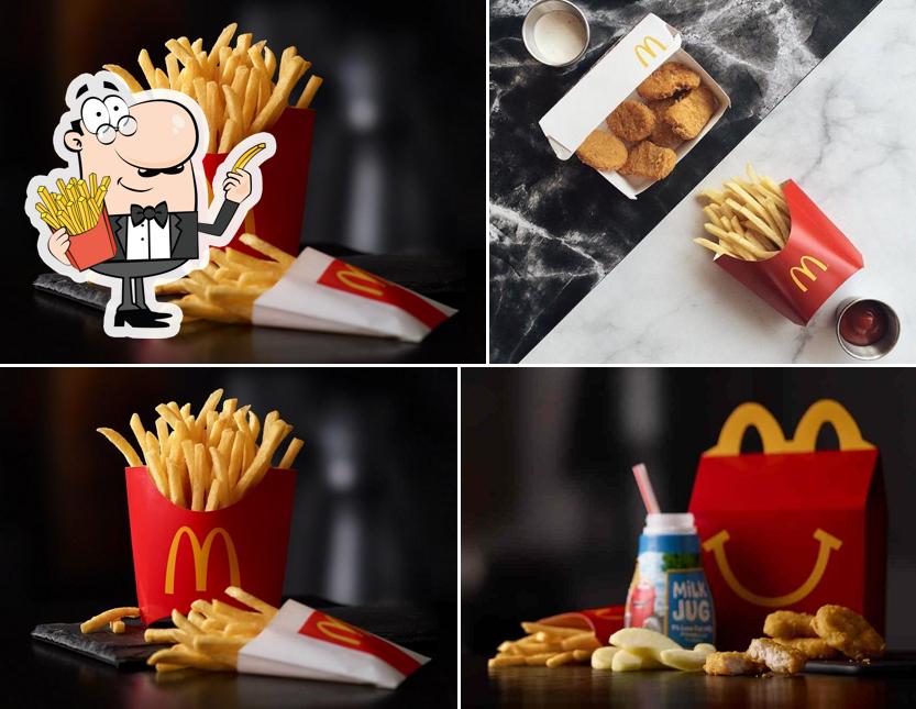 McDonald's, 3289 Sonoma Blvd in Vallejo - Restaurant menu and reviews