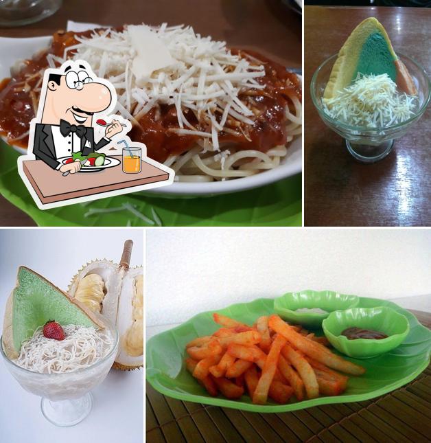 Sop Durian DURIO restaurant, Depok, Jl. Angin Mamiri No.24 - Restaurant ...
