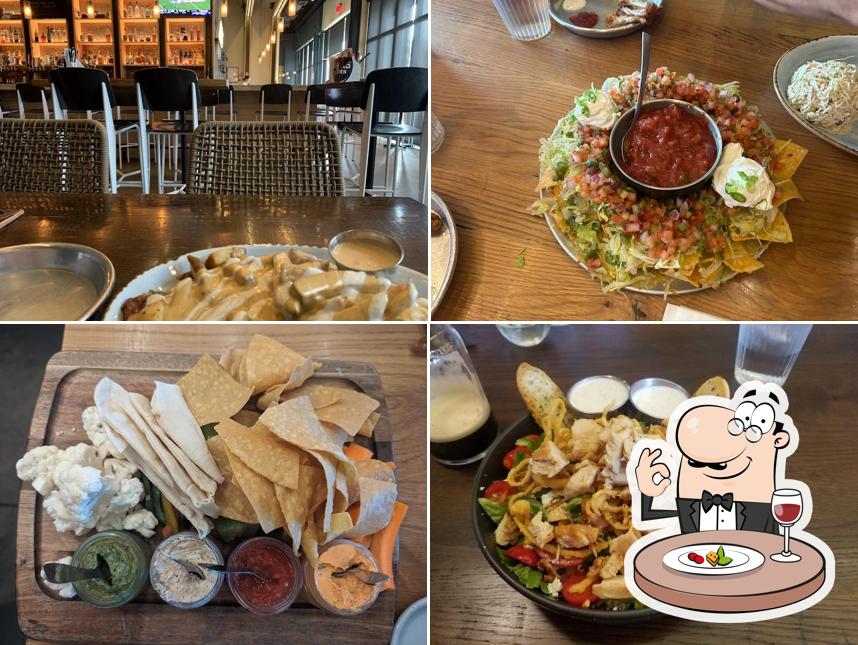 Atlas Tavern in Columbus - American restaurant menu and reviews