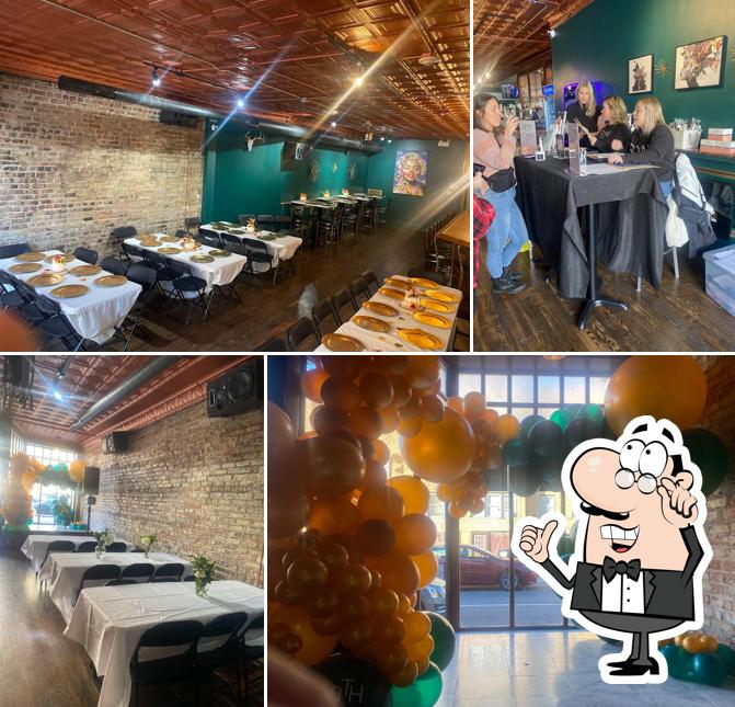 On the Rocks Cocktail Lounge in Berwyn - Restaurant reviews