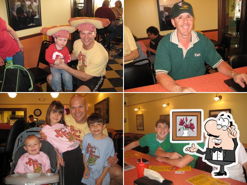 Jim's Hot Dogs & More in Findlay - Restaurant reviews