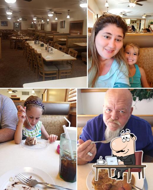 Crossroads Family Restaurant, Attica - Restaurant menu, prices and reviews