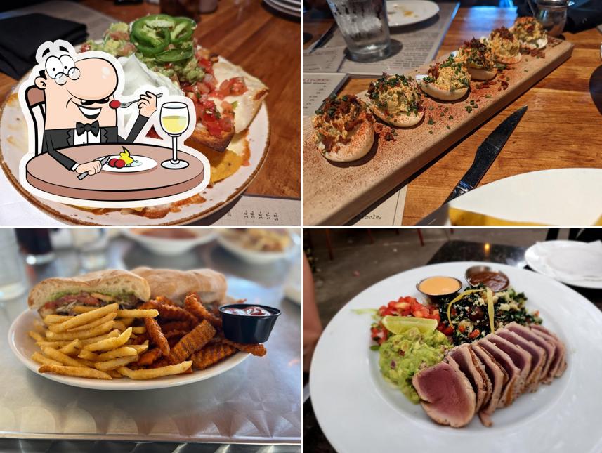 Top 20 restaurants for lunch in Phoenix, december 2025 - Restaurant Guru