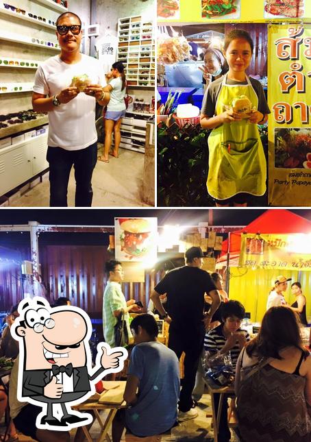 Check in Burger desserts, Bangkok - Restaurant reviews