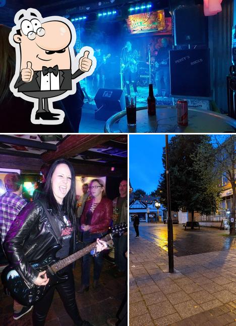 Percy's Cafe Bar in Whitchurch - Restaurant menu and reviews