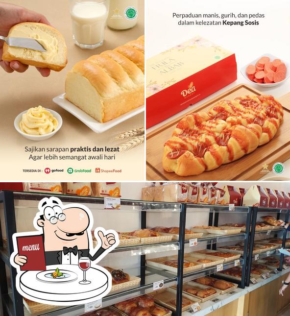 Dea Bakery Pontianak, Raya River - Restaurant reviews