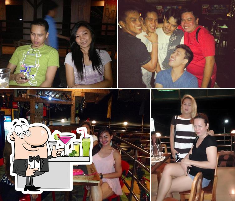 FHM Pinoy Grill pub & bar, Cebu City