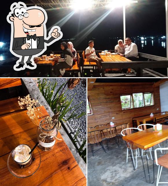 Teluk Mendale Cafe ( TMC ), Индонезия - Restaurant reviews