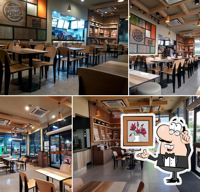 Burger King - Shell Gas Station Changwattana restaurant, Nonthaburi ...