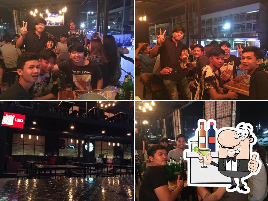 About us pub & bar, Bangkok - Restaurant reviews