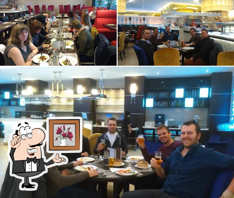 Hechi World Kitchen, Kontich - Restaurant menu, prices and reviews