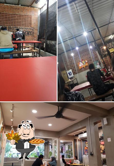 Ayam Geprek Mr Suprek UPN restaurant, Surabaya - Restaurant reviews