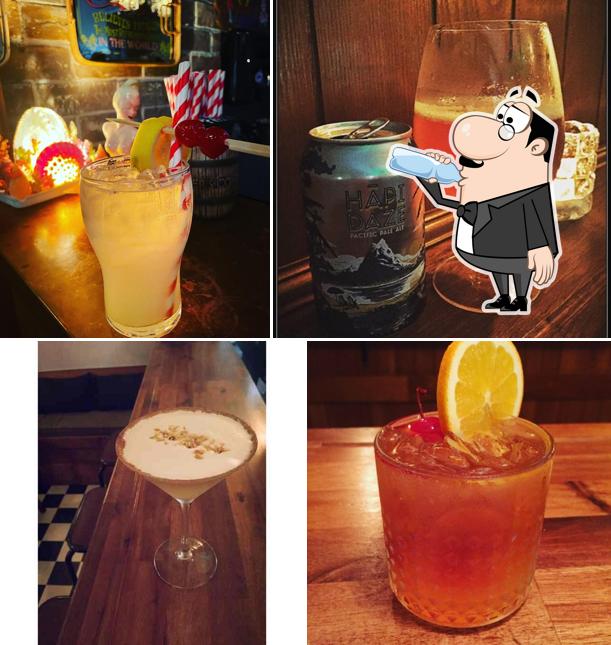 Top 7 restaurants with philly cheesesteaks in Gold Coast, september ...