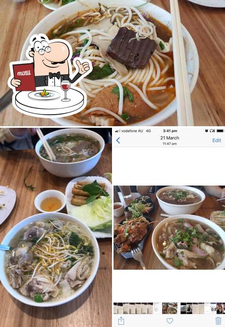 Pho Huong Viet 3 in Carnegie - Restaurant menu and reviews