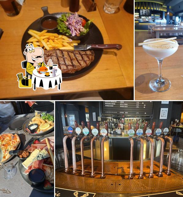 The Savvy Squire, Mooloolaba - Restaurant menu, prices and reviews