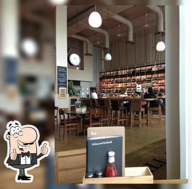 Top 10 pubs & bars in Milton Keynes, december 2025 - Restaurant Guru