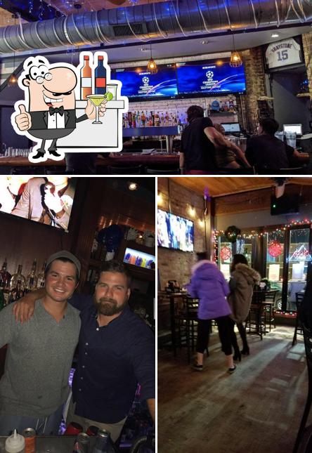 The Graystone Tavern, 3441 N Sheffield Ave in Chicago - Restaurant reviews
