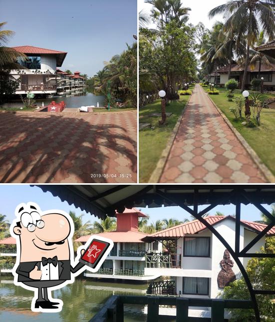 Kalathil Lake Resort, Vaikom - Restaurant reviews