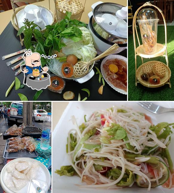 ปิ้งจิ้มแจ่ว8 หมูปลาร้า10฿, Tha Kham - Menú del restaurante, precios y ...