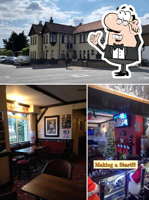 The Bull Inn, 152 Laleham Rd in Shepperton - Restaurant menu and reviews