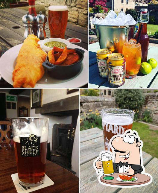 The Thack (The Queen O'T owd Thatch) in Castleford - Restaurant reviews