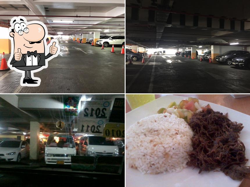 24 Chicken Dela Rosa Carpark 1 restaurant, Makati - Restaurant reviews