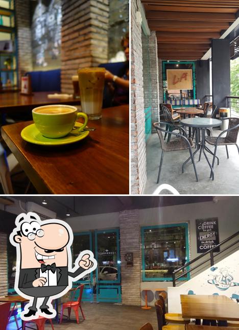 Communal Coffee & Eatery cafe, Surabaya - Restaurant reviews