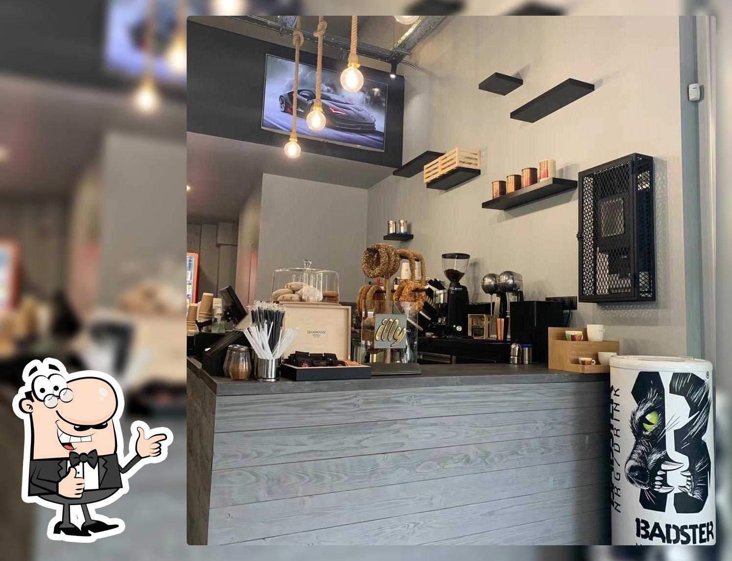 Hi-Five, Glyfada - Restaurant reviews