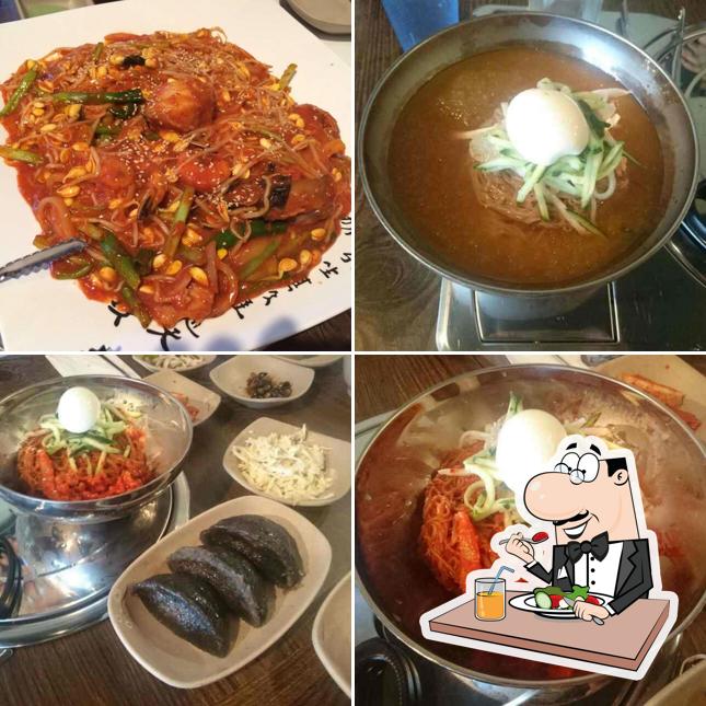 Best pork hock in Edmonton restaurants, summer 2024 - Restaurant Guru