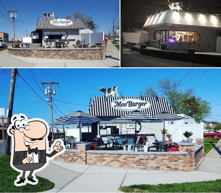 Moo Burger in Island Park - Restaurant menu and reviews