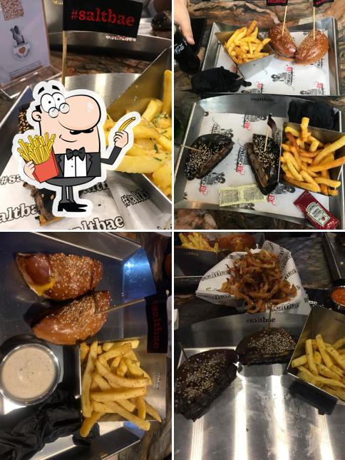 Saltbae Burger Caddebostan, Istanbul, Caddebostan Mah - Restaurant menu ...
