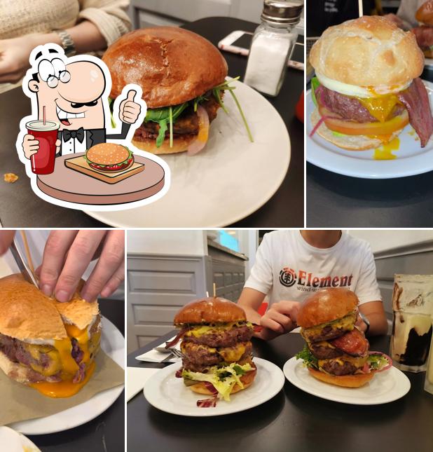Baka Vieja Burger Shop, Bilbao, Estación de Indautxu - Menú del ...