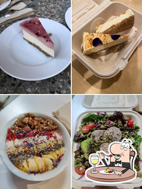 Under The Sun in Long Beach - Restaurant menu and reviews