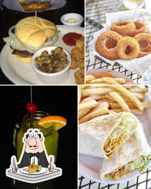 Bambooz Bar & Grill in Wilder - Restaurant menu and reviews