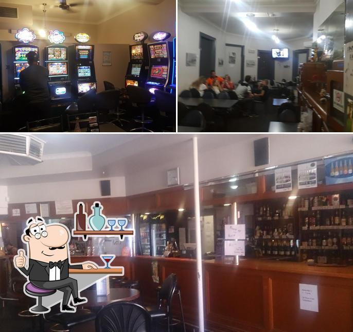 Two Wells Tavern Motel, Two Wells - Restaurant menu, prices and reviews