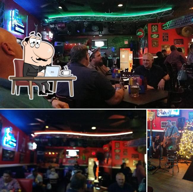 BB's Sports Bar & Grill in Douglasville - Restaurant menu and reviews
