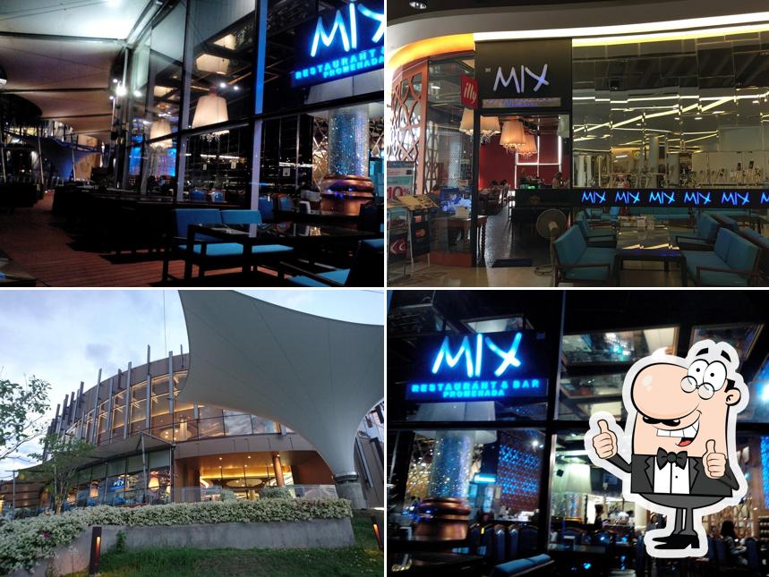 MIX Restaurant & Bar at Promenada, Chiang Mai, Q28P+3VF - Restaurant ...