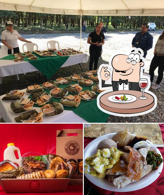 LOS TRIGOS GASTRONOMÍA TÍPICA LLANERA HAYACAS PAN DE ARROZ CARNE A LA P ...