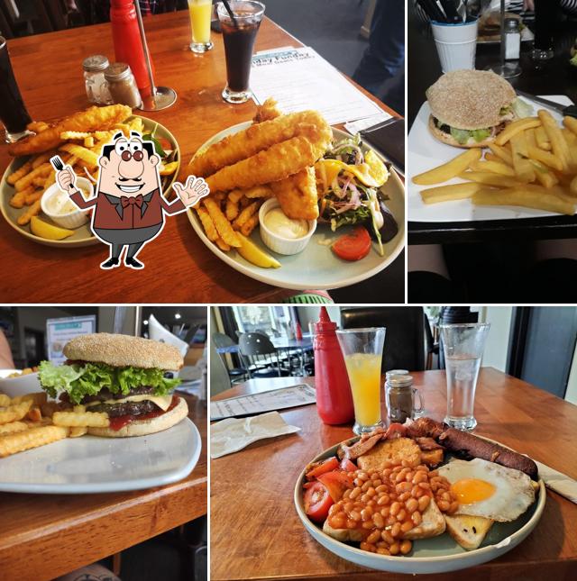 Pub y bar Colac Bay Tavern & Camping Ground, Colac Bay - Opiniones del ...