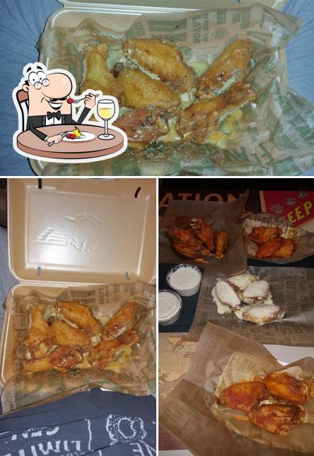 Wingstop, 7942 E Broadway Blvd in Tucson - Restaurant menu and reviews