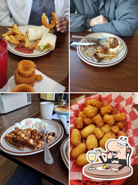 Tim's Kitchen in Puyallup - Restaurant menu and reviews