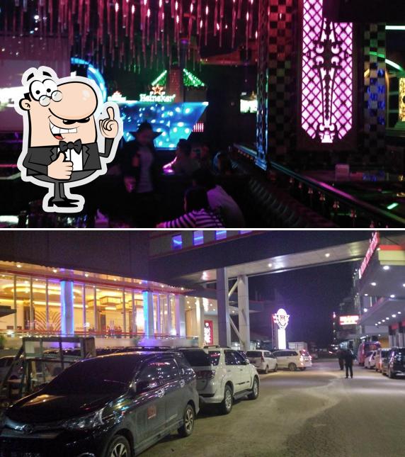 Grand Dragon Pub & KTV, Batam - Restaurant menu, prices and reviews