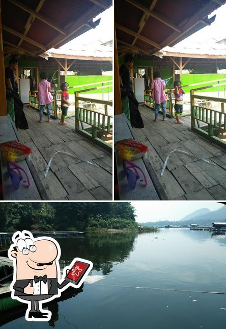 RM Apung restaurant, Cihampelas - Restaurant reviews