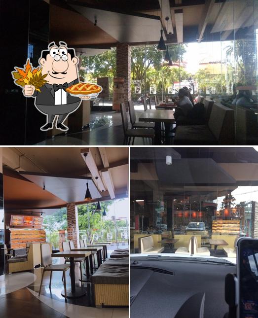 DUNKIN’ Sanur cafe, Denpasar, Jl. Hang Tuah No.25 - Restaurant menu and ...