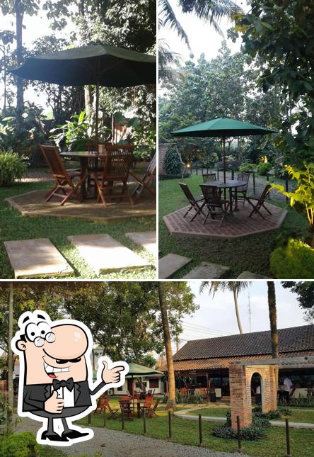 Seruni Sawangan, Resto & Playground, Depok - Restaurant menu, prices ...