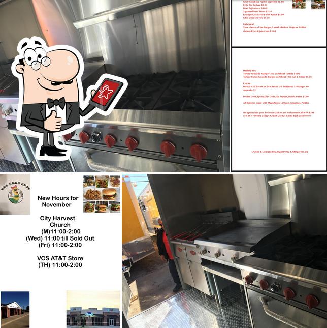 The Grub Spot, 800 E Airline Rd in Victoria - Restaurant menu and reviews