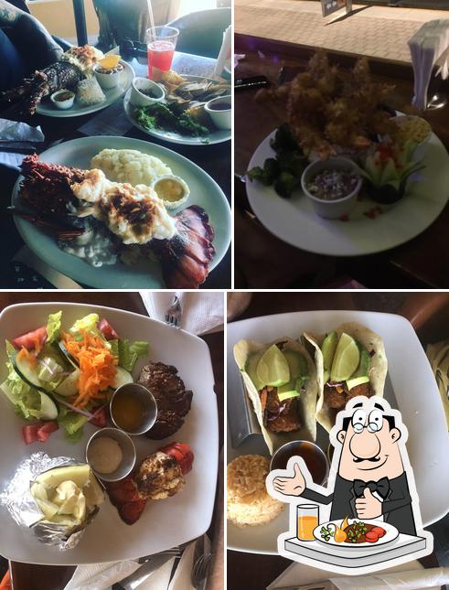 Top 7 restaurants with chicken sandwiches in Cabo San Lucas, december ...